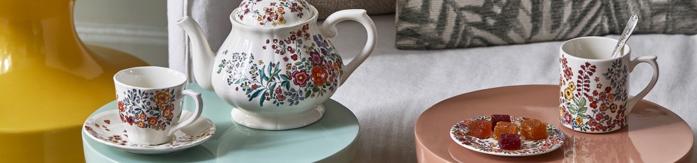 Inglaze decals for ceramic earthenware pieces